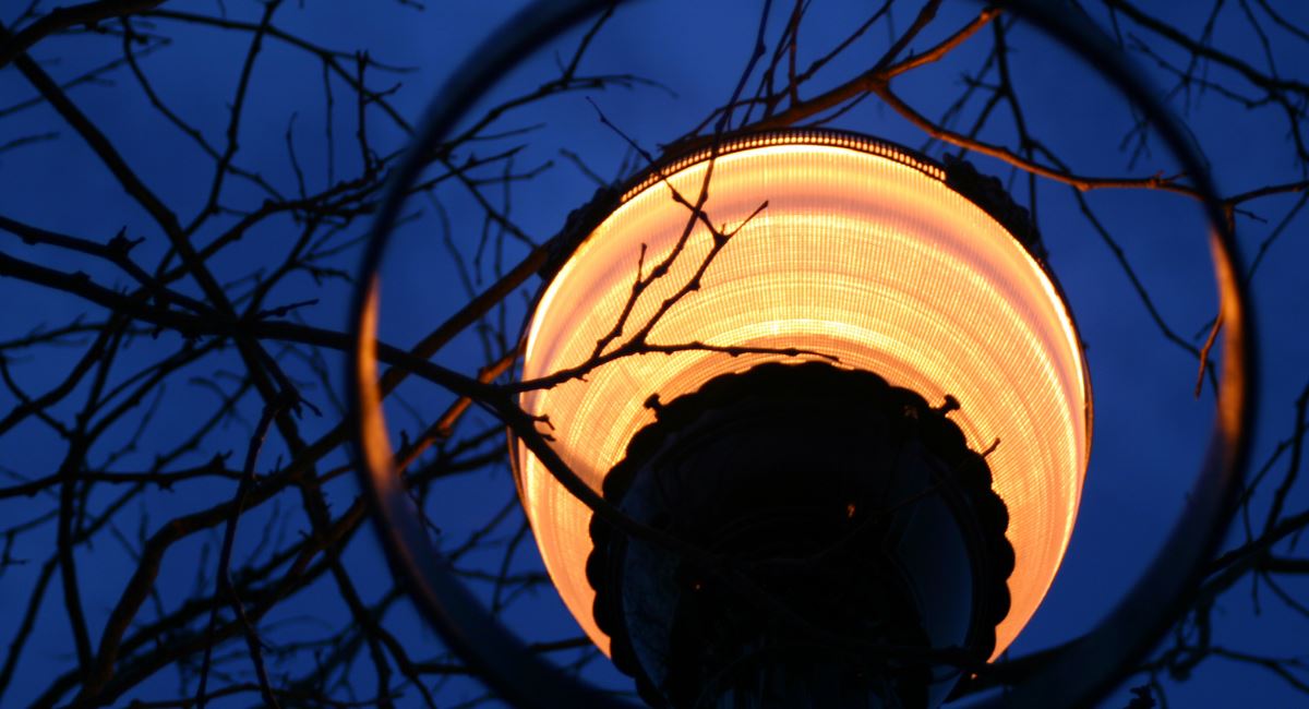 Why Invest in A Dusk To Dawn Light — True Lumens™ | Sharper Designs, Inc