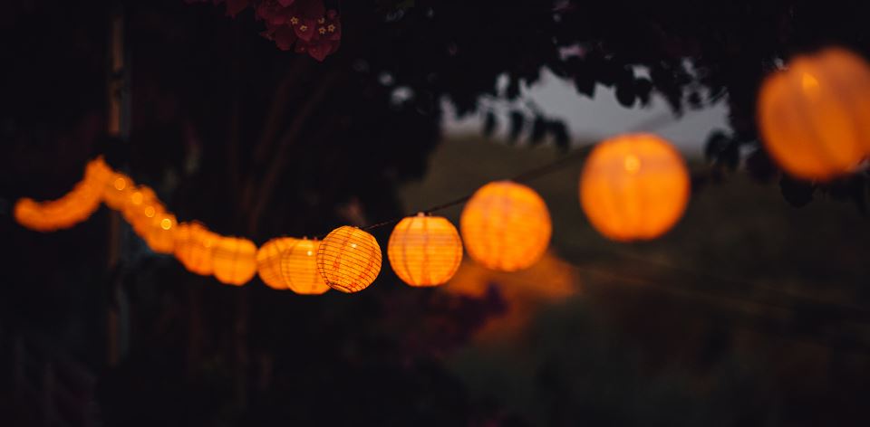 Dusk to Dawn Outdoor Lights – Things You Need to Know — True Lumens ...