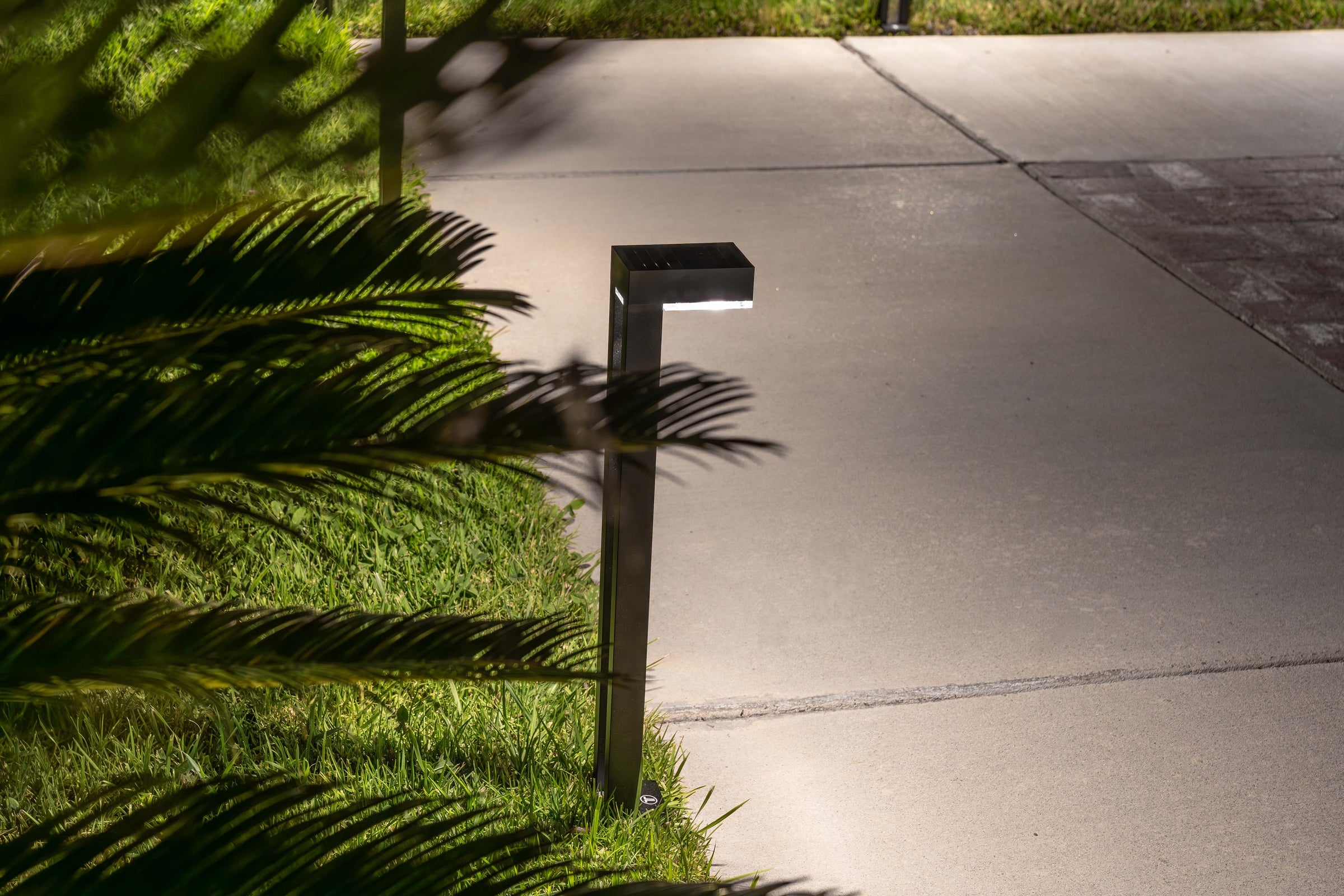 True Lumens™ | Commercial Grade Outdoor Solar Lighting Solutions — True ...